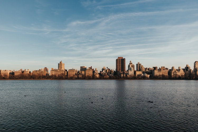 New York City’s Floating Pool Lady Will Re-Open the Last Saturday in ...
