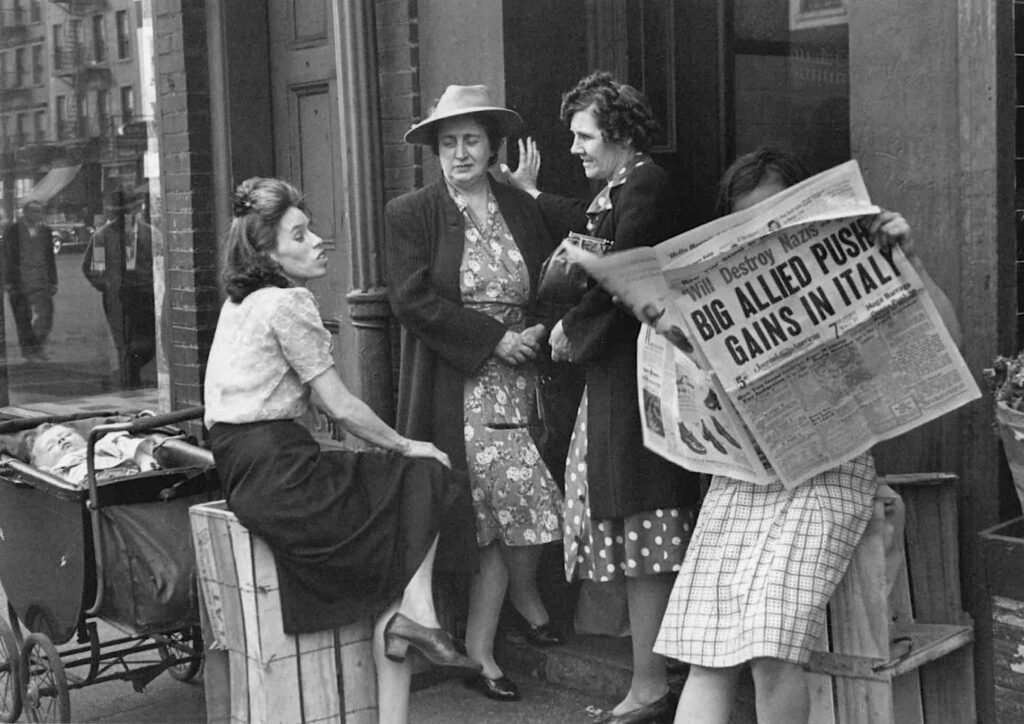 Summer in the City—Without Cellphones: Walkers in the City with Deborah ...