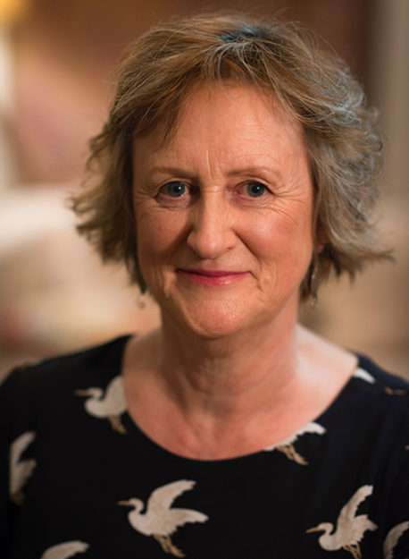 Robyn Cadwallader: A book about why we write books :HarperCollins Australia