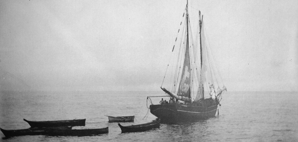 Makah Whaling and Their Historical Relationship to the Sea - Yale ...