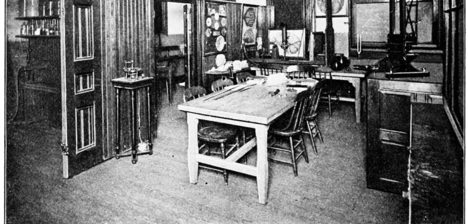 Exploring the Bystander Effect - Yale University Press