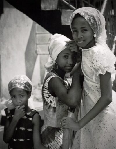 Feminine Beauty in Mende Art - Yale University Press