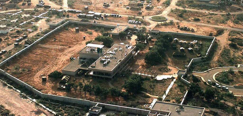The Streets of Mogadishu - Yale University Press